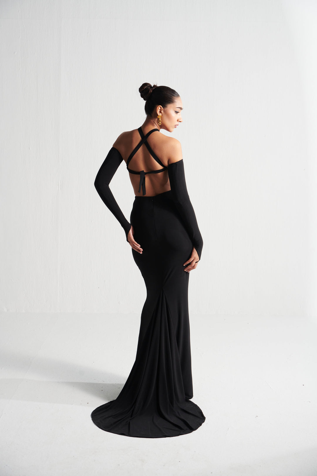 BLACK CUT-OUT DRESS – LabelAnkitaJain